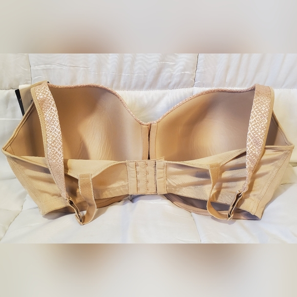 Playtex | Intimates & Sleepwear | Playtex Secrets Underwire Bra Womens ...